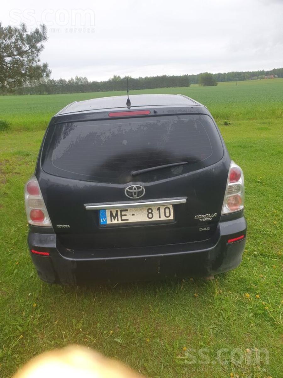 Melns Toyota Corolla Verso 2007 Alūksne, ar dzinēja tilpumu 2.20 L un nobraukumu 480 tūkst. km par 1100 €, foto 1 vietnē AUTOMOTO.COM.LV