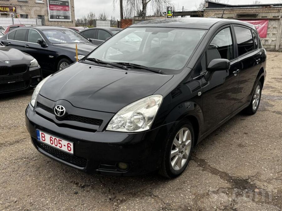 Melns Toyota Corolla Verso 2007 Daugavpils, ar dzinēja tilpumu 2.20 L un nobraukumu 0 tūkst. km par 1950 €, foto 4 vietnē AUTOMOTO.COM.LV