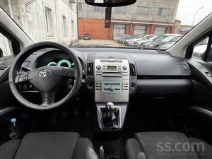 Melns Toyota Corolla Verso 2007 Daugavpils, ar dzinēja tilpumu 2.20 L un nobraukumu 0 tūkst. km par 1950 €, foto 12 vietnē AUTOMOTO.COM.LV