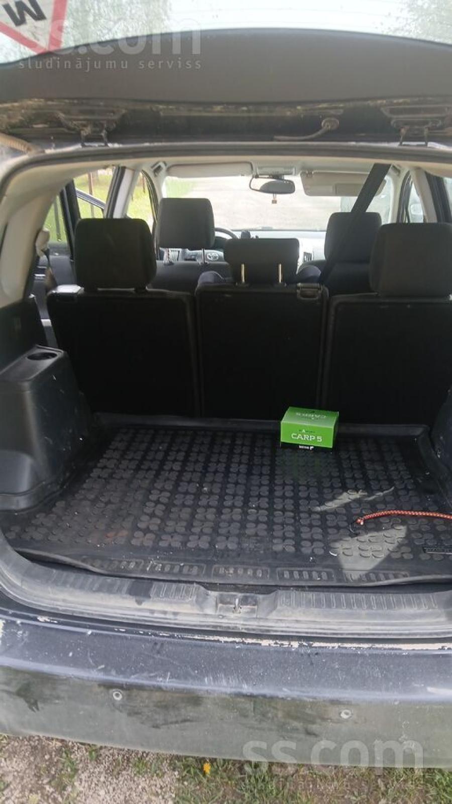 Melns Toyota Corolla Verso 2007 Gulbene, ar dzinēja tilpumu 2.20 L un nobraukumu 349 tūkst. km par 600 €, foto 9 vietnē AUTOMOTO.COM.LV