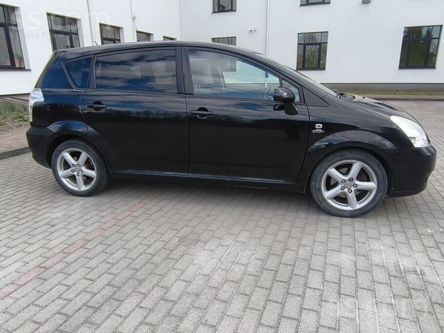 Melns Toyota Corolla Verso 2007 Dobele, ar dzinēja tilpumu 2.20 L un nobraukumu 255 tūkst. km par 1555 €, foto 4 vietnē AUTOMOTO.COM.LV