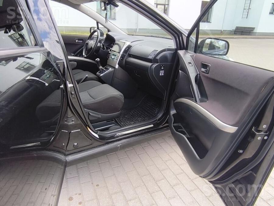 Melns Toyota Corolla Verso 2007 Dobele, ar dzinēja tilpumu 2.20 L un nobraukumu 255 tūkst. km par 1555 €, foto 15 vietnē AUTOMOTO.COM.LV