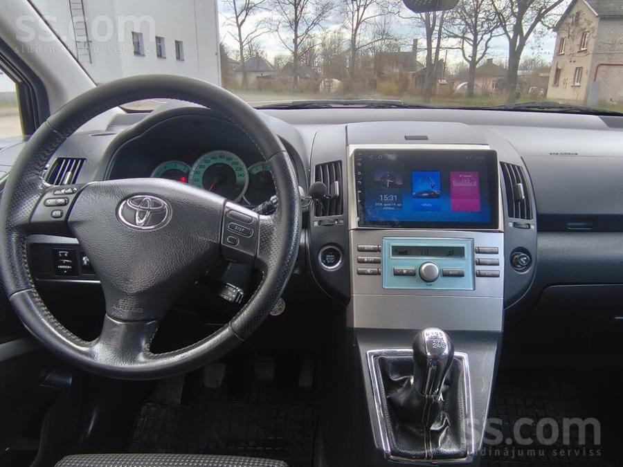 Melns Toyota Corolla Verso 2007 Dobele, ar dzinēja tilpumu 2.20 L un nobraukumu 255 tūkst. km par 1555 €, foto 19 vietnē AUTOMOTO.COM.LV