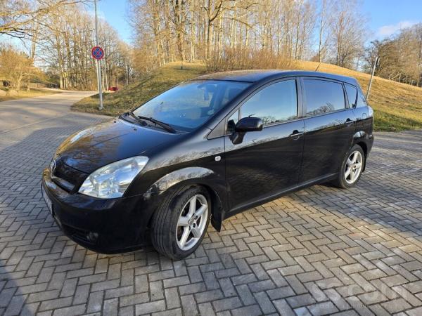 Melns Toyota Corolla Verso 2007 Talsi, ar dzinēja tilpumu 2.20 L un nobraukumu 258 tūkst. km par 2500 €, foto 2 vietnē AUTOMOTO.COM.LV