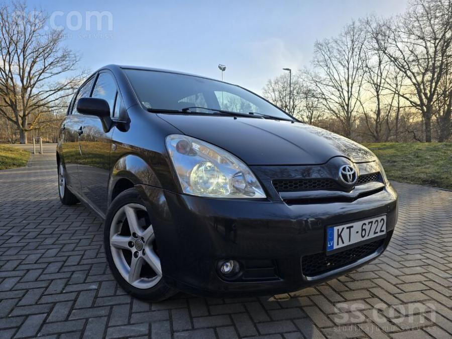 Черный Тойота Королла Версо 2007 в Талси, объемом двигателя 2.20 л и пробегом 258 тыс. км за 2500 €, фото 16 на AUTOMOTO.COM.LV