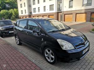 Melns Toyota Corolla Verso 2007 Klaipėda, ar dzinēja tilpumu 2.20 L un nobraukumu 289 tūkst. km par 1999 €, foto  vietnē AUTOMOTO.COM.LV