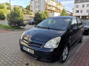 Melns Toyota Corolla Verso 2007 Klaipėda, ar dzinēja tilpumu 2.20 L un nobraukumu 289 tūkst. km par 1999 €, foto 5 vietnē AUTOMOTO.COM.LV