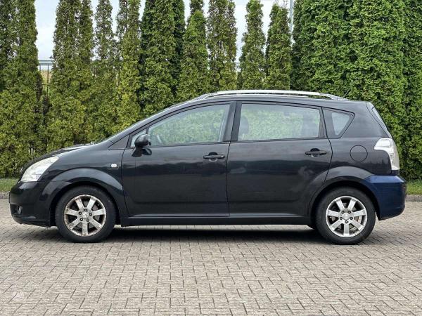 Melns Toyota Corolla Verso 2007 Nemenčinė, ar dzinēja tilpumu 2.23 L un nobraukumu 348 tūkst. km par 1150 €, foto 10 vietnē AUTOMOTO.COM.LV