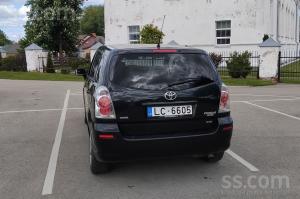 Black Toyota Corolla Verso 2007 in Jekabpils, with an engine capacity of 2.20 L and mileage of 330 thousand km for 2200 €, photo 7 on AUTOMOTO.COM.LV