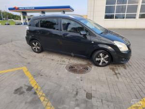 Melns Toyota Corolla Verso 2007 Viļņa, ar dzinēja tilpumu 2.20 L un nobraukumu 350 tūkst. km par 1100 €, foto 3 vietnē AUTOMOTO.COM.LV