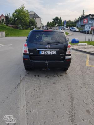 Melns Toyota Corolla Verso 2007 Viļņa, ar dzinēja tilpumu 2.20 L un nobraukumu 350 tūkst. km par 1100 €, foto 6 vietnē AUTOMOTO.COM.LV