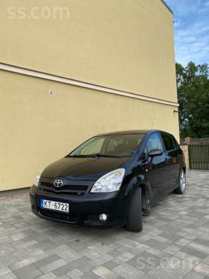 Melns Toyota Corolla Verso 2007 Ventspils, ar dzinēja tilpumu 2.20 L un nobraukumu 260 tūkst. km par 2600 €, foto 4 vietnē AUTOMOTO.COM.LV