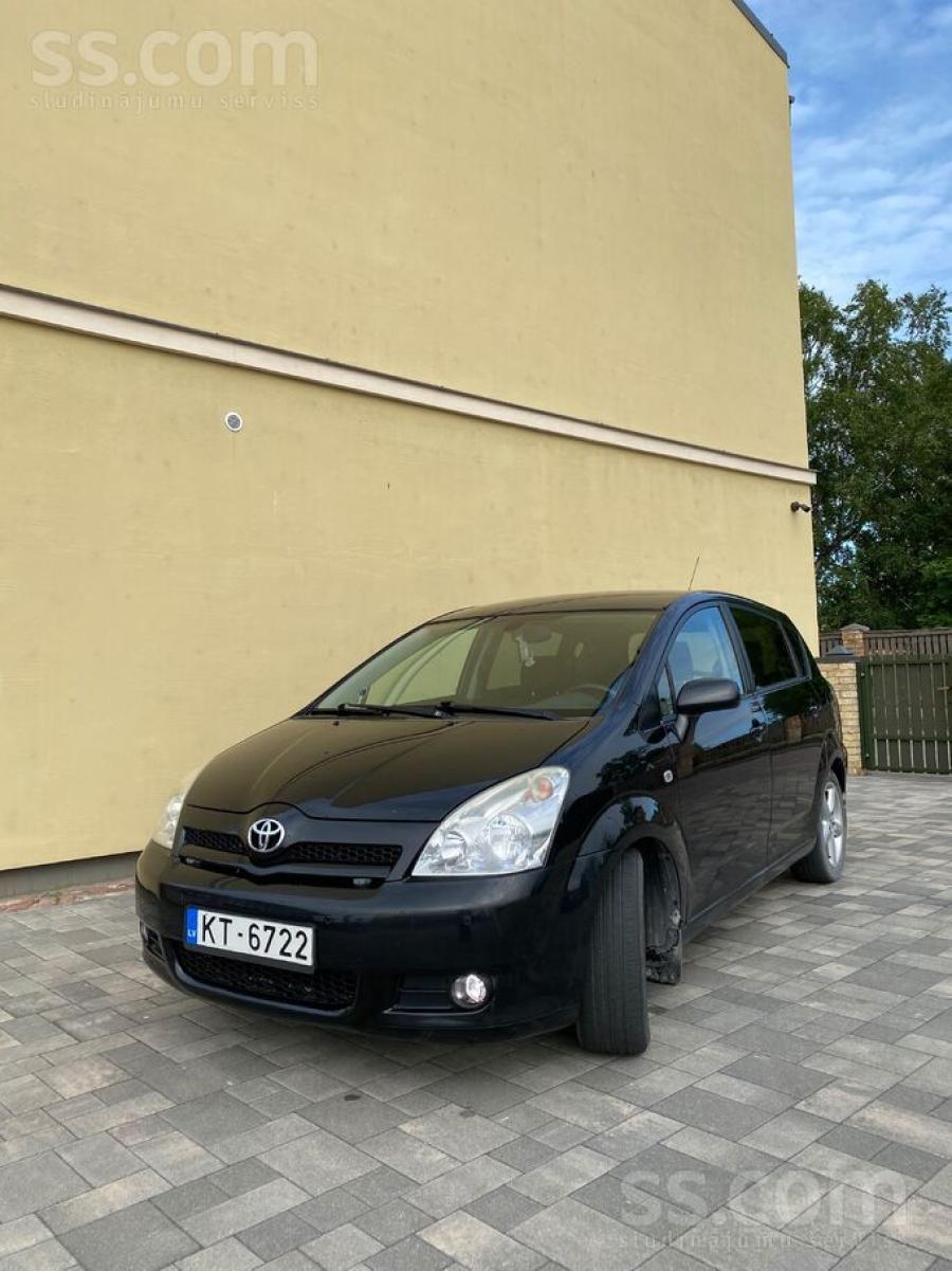 Melns Toyota Corolla Verso 2007 Ventspils, ar dzinēja tilpumu 2.20 L un nobraukumu 260 tūkst. km par 2600 €, foto 4 vietnē AUTOMOTO.COM.LV