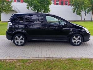 Melns Toyota Corolla Verso 2007 Kėdainiai, ar dzinēja tilpumu 2.23 L un nobraukumu 403 tūkst. km par 2399 €, foto 5 vietnē AUTOMOTO.COM.LV