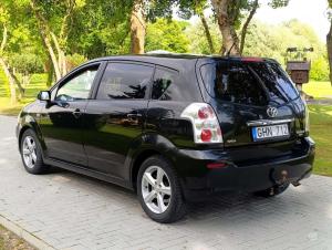Melns Toyota Corolla Verso 2007 Kėdainiai, ar dzinēja tilpumu 2.23 L un nobraukumu 403 tūkst. km par 2399 €, foto 8 vietnē AUTOMOTO.COM.LV