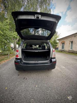 Melns Toyota Corolla Verso 2007 Viļņa, ar dzinēja tilpumu 2.23 L un nobraukumu 418 tūkst. km par 1680 €, foto 10 vietnē AUTOMOTO.COM.LV