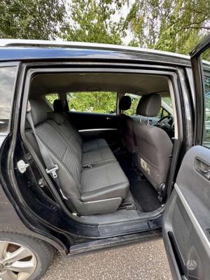 Melns Toyota Corolla Verso 2007 Viļņa, ar dzinēja tilpumu 2.23 L un nobraukumu 418 tūkst. km par 1680 €, foto 11 vietnē AUTOMOTO.COM.LV