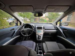 Melns Toyota Corolla Verso 2007 Viļņa, ar dzinēja tilpumu 2.23 L un nobraukumu 418 tūkst. km par 1680 €, foto 13 vietnē AUTOMOTO.COM.LV