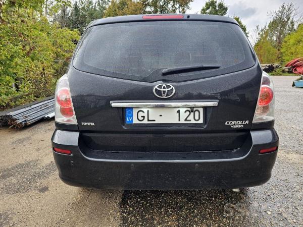 Melns Toyota Corolla Verso 2007 Daugavpils, ar dzinēja tilpumu 1.80 L un nobraukumu 228 tūkst. km par 3550 €, foto 5 vietnē AUTOMOTO.COM.LV