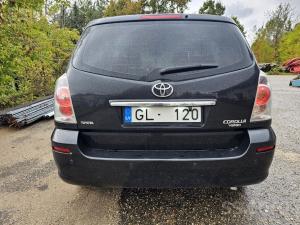 Black Toyota Corolla Verso 2007 in Daugavpils, with an engine capacity of 1.80 L and mileage of 228 thousand km for 3550 €, photo 5 on AUTOMOTO.COM.LV