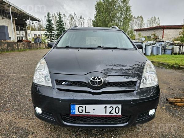 Melns Toyota Corolla Verso 2007 Daugavpils, ar dzinēja tilpumu 1.80 L un nobraukumu 228 tūkst. km par 3550 €, foto 9 vietnē AUTOMOTO.COM.LV