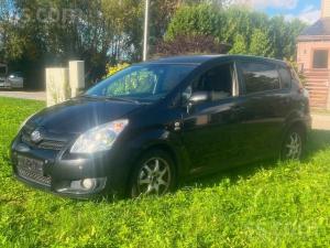Melns Toyota Corolla Verso 2007 Rīga, ar dzinēja tilpumu 2.20 L un nobraukumu 0 tūkst. km par 1890 €, foto 10 vietnē AUTOMOTO.COM.LV