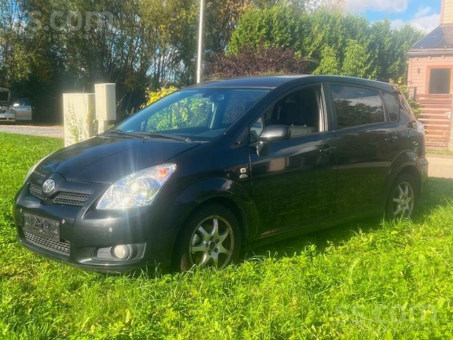 Melns Toyota Corolla Verso 2007 Rīga, ar dzinēja tilpumu 2.20 L un nobraukumu 0 tūkst. km par 1890 €, foto 10 vietnē AUTOMOTO.COM.LV