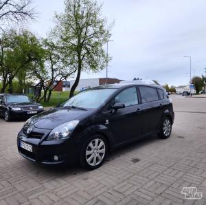 Black Toyota Corolla Verso 2008 in Vilnius, with an engine capacity of 2.20 L and mileage of 245 thousand km for 1750 €, photo 3 on AUTOMOTO.COM.LV