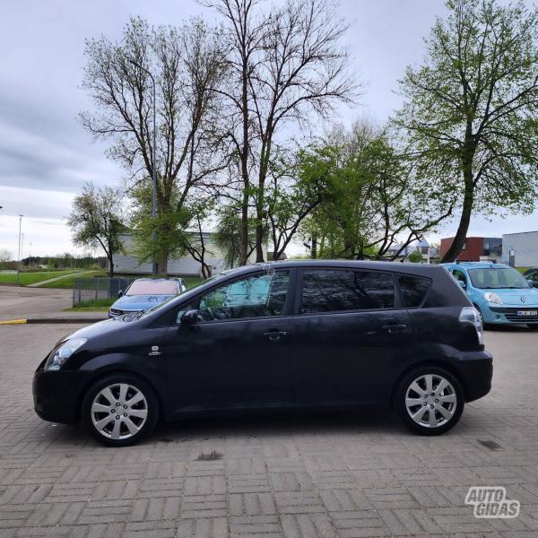Black Toyota Corolla Verso 2008 in Vilnius, with an engine capacity of 2.20 L and mileage of 245 thousand km for 1750 €, photo 6 on AUTOMOTO.COM.LV