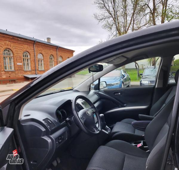 Black Toyota Corolla Verso 2008 in Vilnius, with an engine capacity of 2.20 L and mileage of 245 thousand km for 1750 €, photo 8 on AUTOMOTO.COM.LV