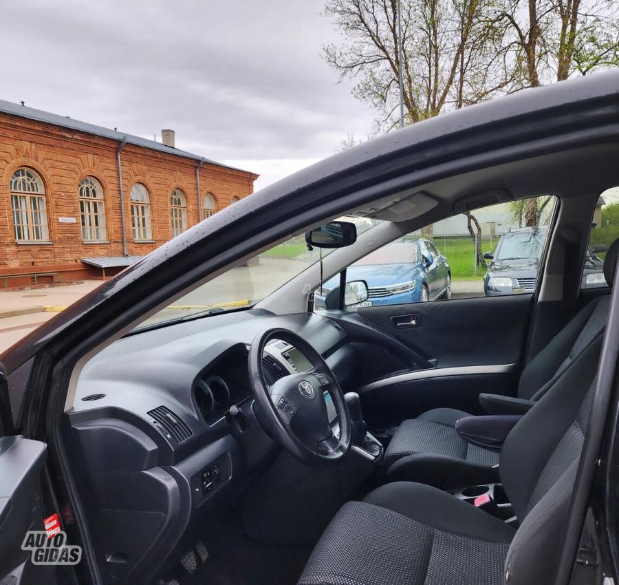 Black Toyota Corolla Verso 2008 in Vilnius, with an engine capacity of 2.20 L and mileage of 245 thousand km for 1750 €, photo 9 on AUTOMOTO.COM.LV