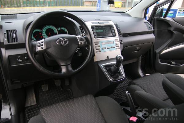 Melns Toyota Corolla Verso 2008 Rīga, ar dzinēja tilpumu 2.20 L un nobraukumu 0 tūkst. km par 2490 €, foto 10 vietnē AUTOMOTO.COM.LV