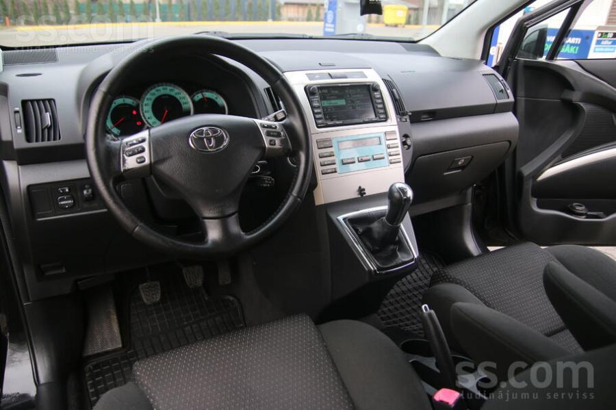Melns Toyota Corolla Verso 2008 Rīga, ar dzinēja tilpumu 2.20 L un nobraukumu 0 tūkst. km par 2490 €, foto 11 vietnē AUTOMOTO.COM.LV