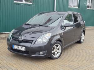 Black Toyota Corolla Verso 2008 in Telschi, with an engine capacity of 2.20 L and mileage of 336 thousand km for 1599 €, photo  on AUTOMOTO.COM.LV