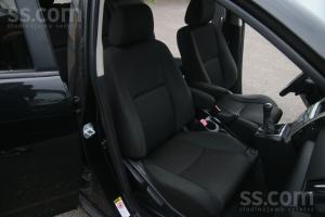 Black Toyota Corolla Verso 2008 in Riga, with an engine capacity of 2.00 L and mileage of 268 thousand km for 2590 €, photo 16 on AUTOMOTO.COM.LV