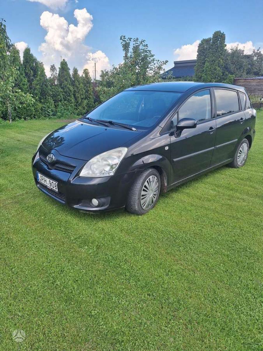 Melns Toyota Corolla Verso 2008 Vilkaviškis, ar dzinēja tilpumu 2.23 L un nobraukumu 425 tūkst. km par 1450 €, foto 3 vietnē AUTOMOTO.COM.LV