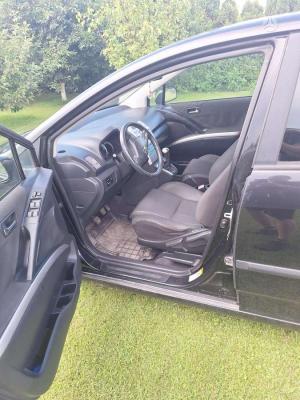 Melns Toyota Corolla Verso 2008 Vilkaviškis, ar dzinēja tilpumu 2.23 L un nobraukumu 425 tūkst. km par 1450 €, foto 8 vietnē AUTOMOTO.COM.LV