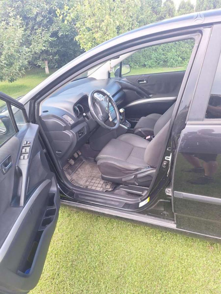 Melns Toyota Corolla Verso 2008 Vilkaviškis, ar dzinēja tilpumu 2.23 L un nobraukumu 425 tūkst. km par 1450 €, foto 8 vietnē AUTOMOTO.COM.LV