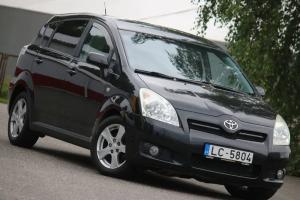 Black Toyota Corolla Verso 2008 in Riga, with an engine capacity of 2.00 L and mileage of 268 thousand km for 2590 €, photo 4 on AUTOMOTO.COM.LV