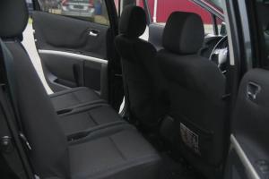 Black Toyota Corolla Verso 2008 in Riga, with an engine capacity of 2.00 L and mileage of 268 thousand km for 2590 €, photo 7 on AUTOMOTO.COM.LV