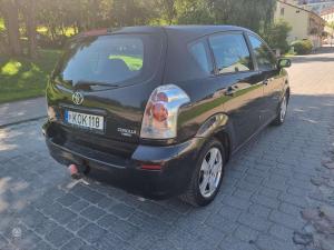 Black Toyota Corolla Verso 2008 in Vilnius, with an engine capacity of 1.79 L and mileage of 270 thousand km for 2650 €, photo 4 on AUTOMOTO.COM.LV