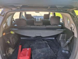 Black Toyota Corolla Verso 2008 in Vilnius, with an engine capacity of 1.79 L and mileage of 270 thousand km for 2650 €, photo 8 on AUTOMOTO.COM.LV