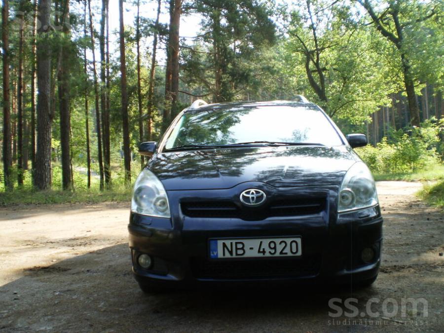Черный Тойота Королла Версо 2008 в Даугавпилс, объемом двигателя 2.00 л и пробегом 227 тыс. км за 1850 €, фото 6 на AUTOMOTO.COM.LV