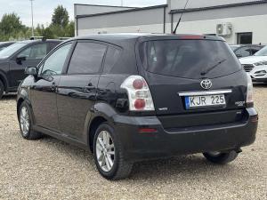 Melns Toyota Corolla Verso 2008 Šauļi, ar dzinēja tilpumu 2.20 L un nobraukumu 389 tūkst. km par 1500 €, foto 7 vietnē AUTOMOTO.COM.LV