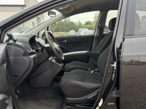 Melns Toyota Corolla Verso 2008 Šauļi, ar dzinēja tilpumu 2.20 L un nobraukumu 389 tūkst. km par 1500 €, foto 10 vietnē AUTOMOTO.COM.LV