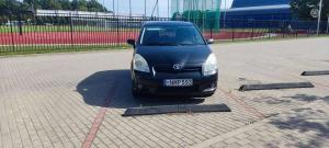 Melns Toyota Corolla Verso 2008 Kretinga, ar dzinēja tilpumu 2.23 L un nobraukumu 168 tūkst. km par 2779 €, foto  vietnē AUTOMOTO.COM.LV