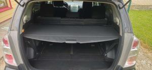 Black Toyota Corolla Verso 2011 in Siauliai, with an engine capacity of 2.20 L and mileage of 337 thousand km for 2800 €, photo 11 on AUTOMOTO.COM.LV