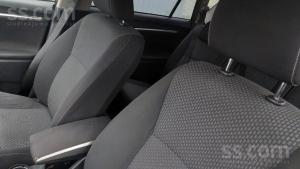 Melns Toyota Corolla Verso 2013 Rīga, ar dzinēja tilpumu 2.00 L un nobraukumu 285 tūkst. km par 6000 €, foto 5 vietnē AUTOMOTO.COM.LV