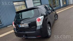Melns Toyota Corolla Verso 2013 Rīga, ar dzinēja tilpumu 2.00 L un nobraukumu 285 tūkst. km par 6000 €, foto 11 vietnē AUTOMOTO.COM.LV