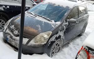 Melns Toyota Corolla Verso 2008 Viļņa, ar dzinēja tilpumu 2.20 L un nobraukumu 439 tūkst. km par 550 €, foto  vietnē AUTOMOTO.COM.LV